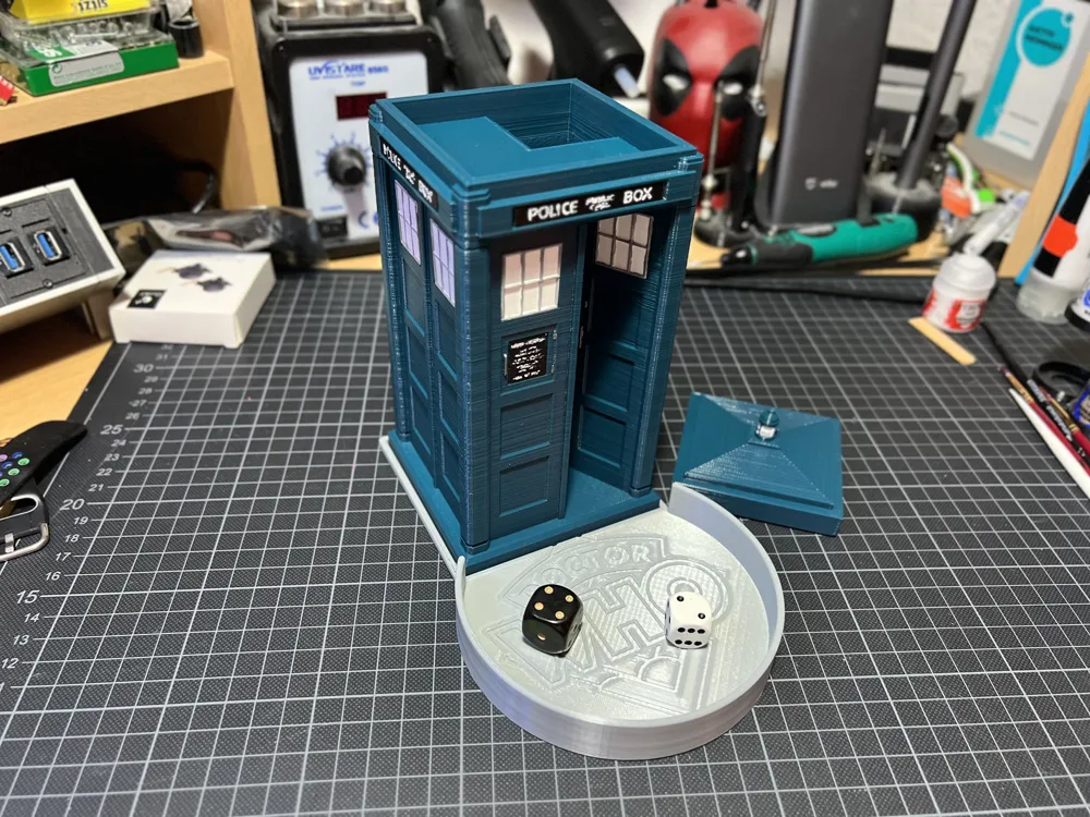 TARDIS Dice Tower "Enhanced" (2023 Tardis) by NeoRame MakerWorld ...