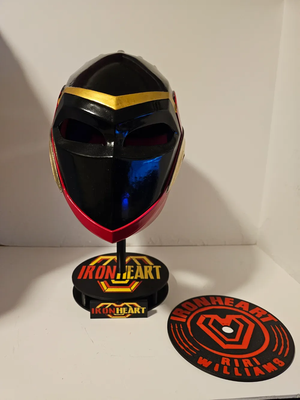 Ironheart Helmet Stand w/ Changeable face plates by bbush362 - MakerWorld
