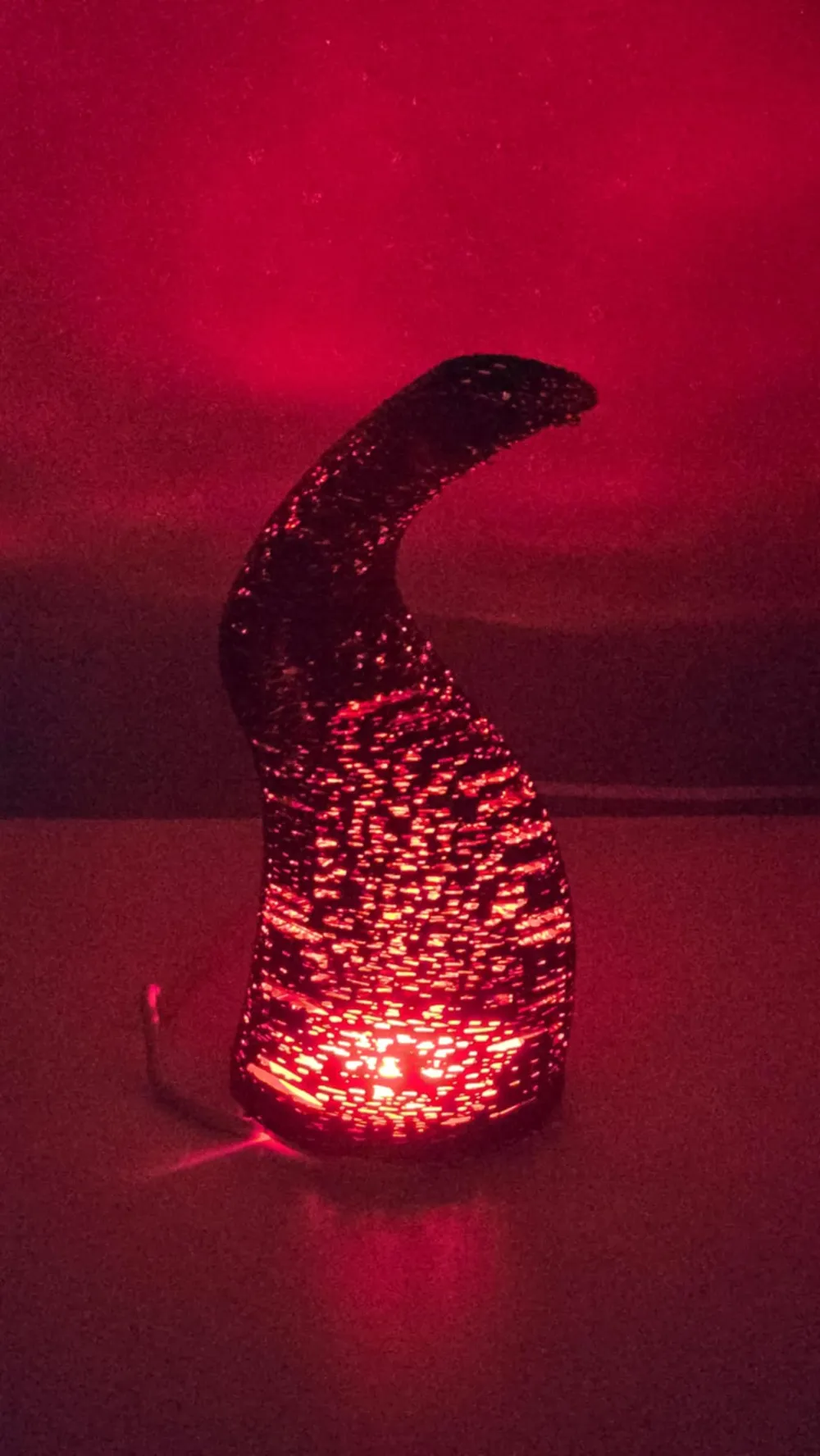 Handcrafted 3D Horn Lamp – Honeycomb Mesh Texture - Free 3D Print Model ...