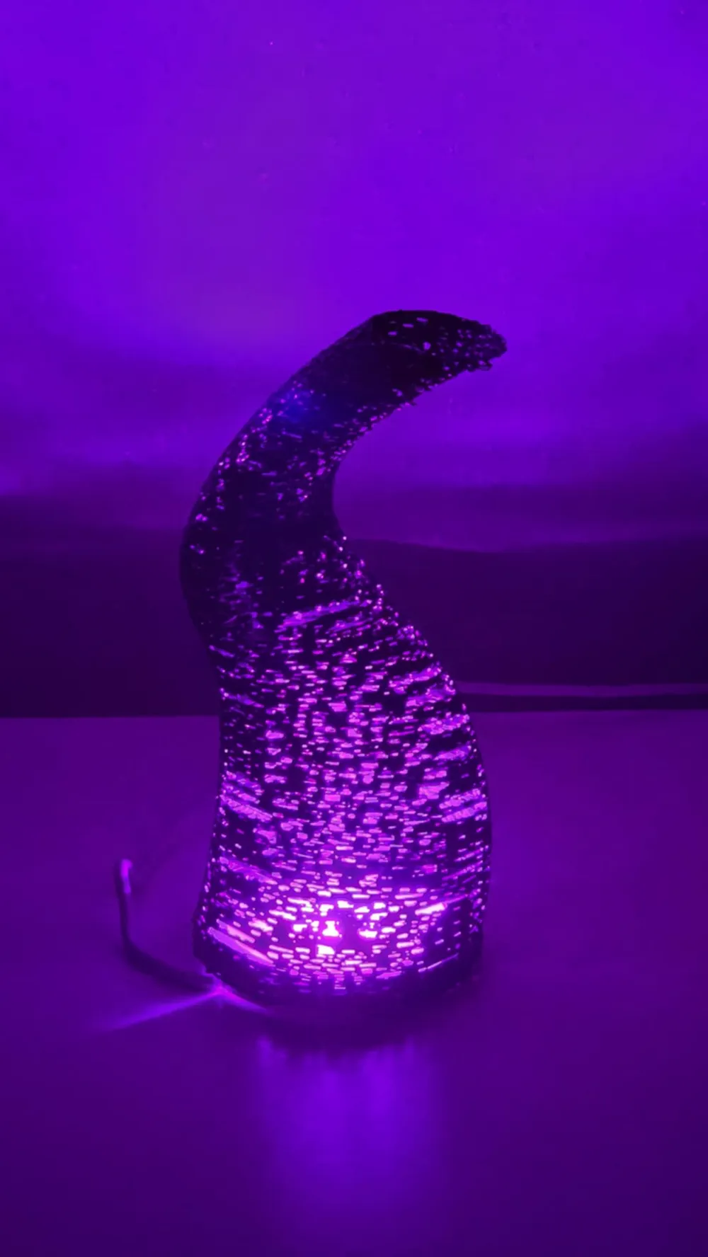 Handcrafted 3D Horn Lamp – Honeycomb Mesh Texture - Free 3D Print Model ...