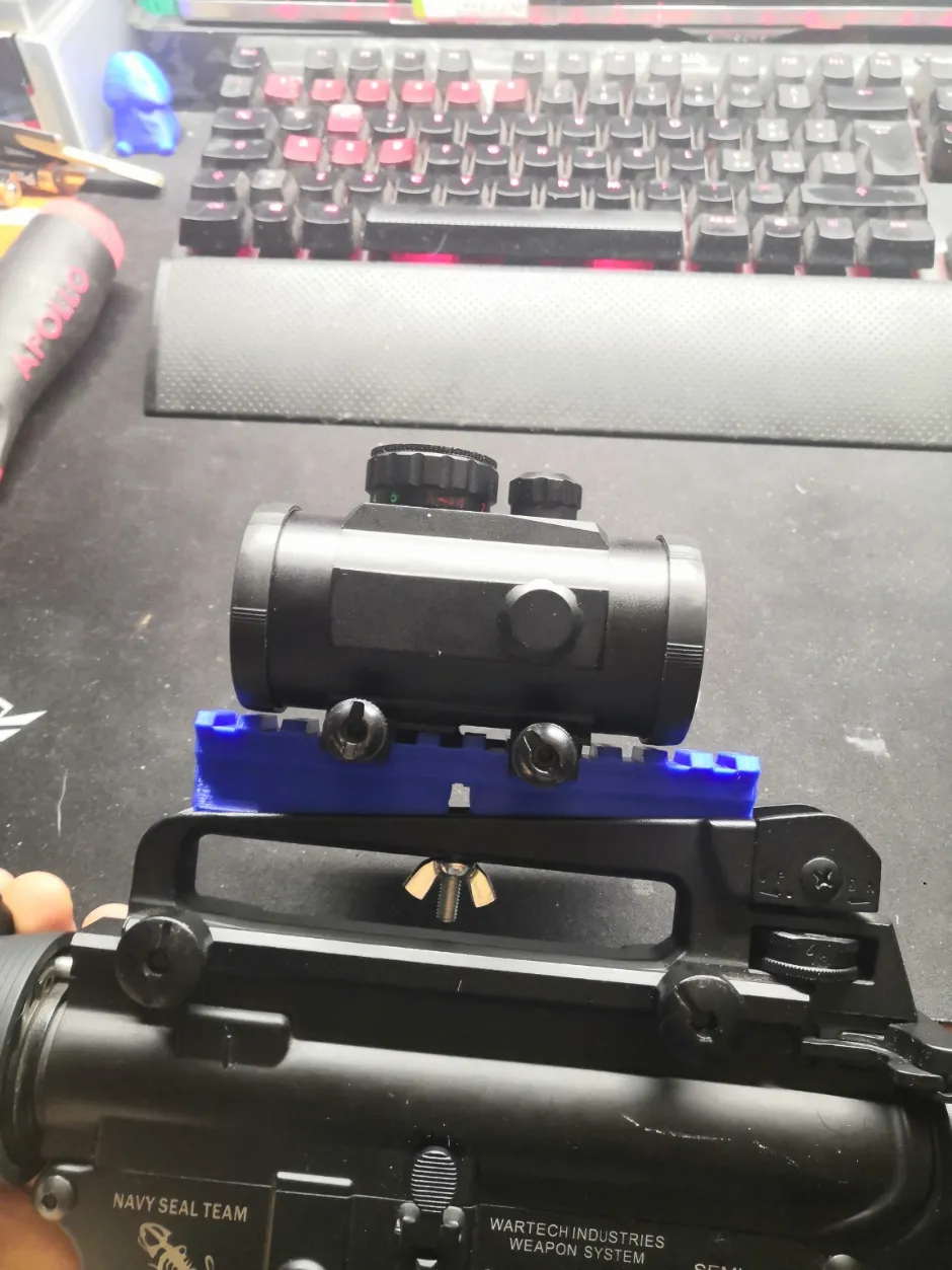 M4/M16 Carry handle rail by S1m0n3 - MakerWorld