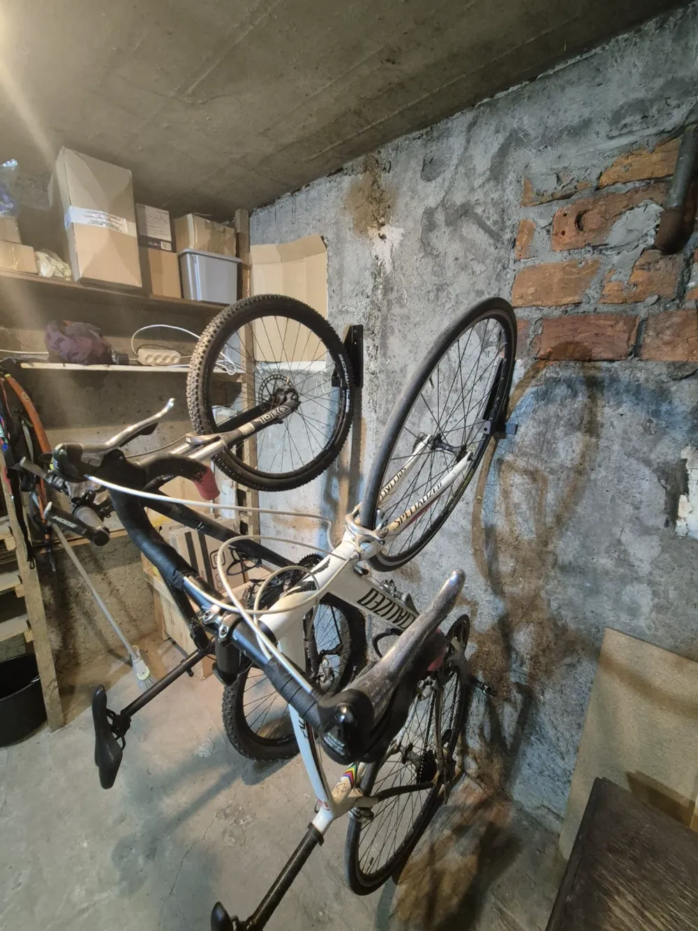 Bike hook for road bike by R4diat0r - MakerWorld