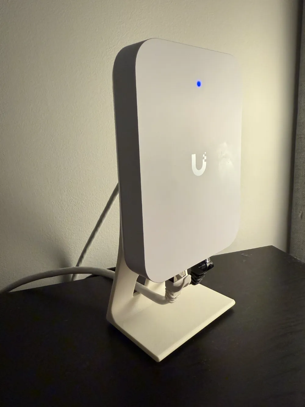 Unifi U7 In Wall (IW) Desk Stand - Ubiquiti U7-IW by Duggan - MakerWorld