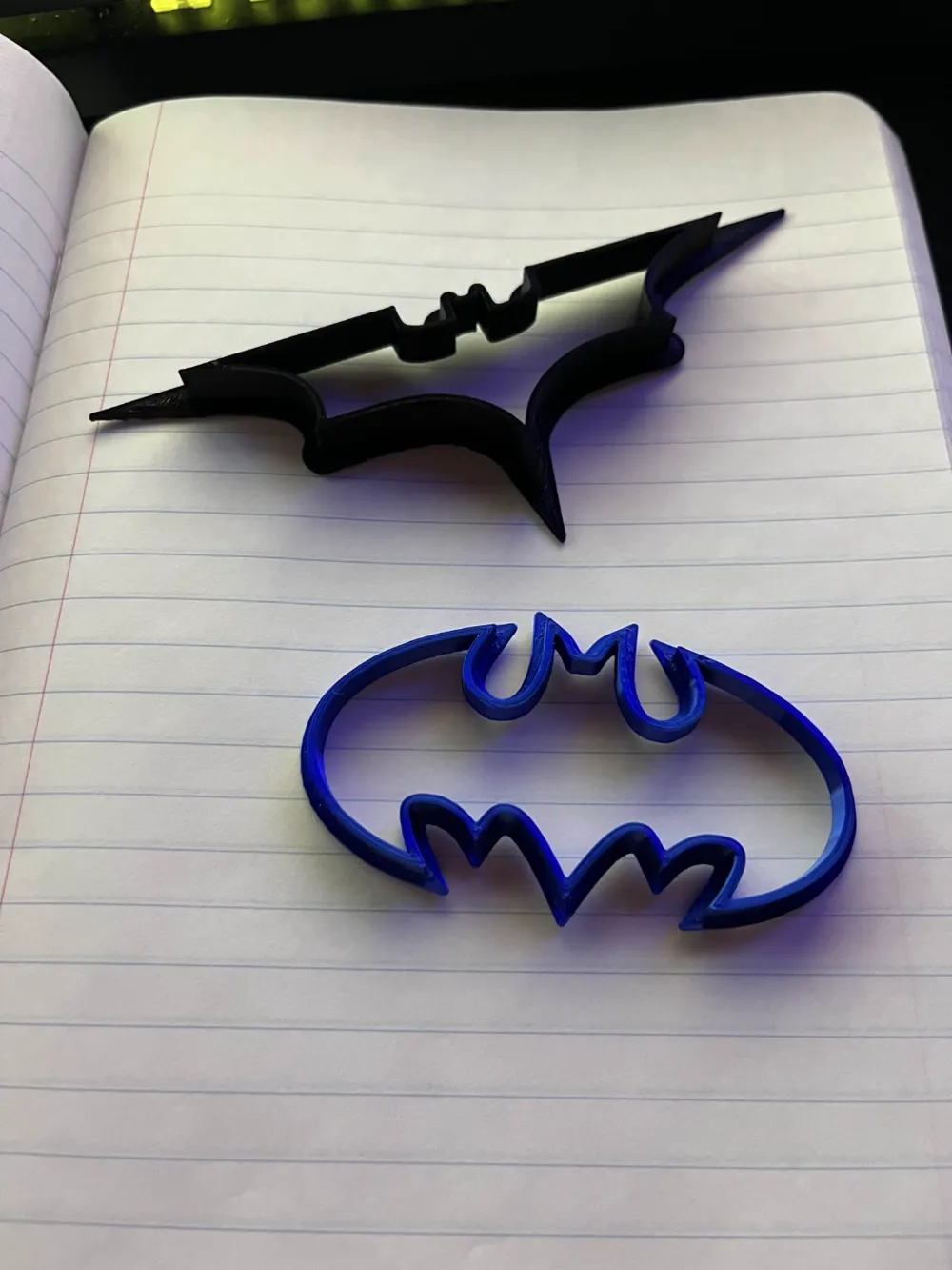 1989 Batman Logo Cookie Cutter by Frembo - MakerWorld
