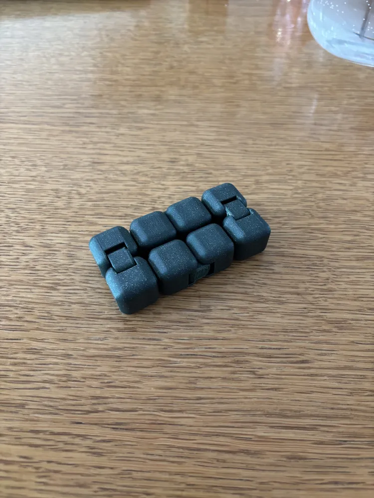 Infinity Cube - fidget toy - Free 3D Print Model - MakerWorld