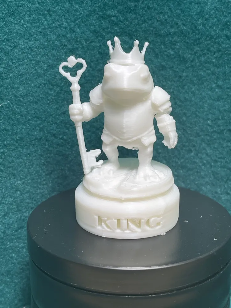 They are fond of the pond! Frog defense chess set by ClydeB3 MakerWorld ...