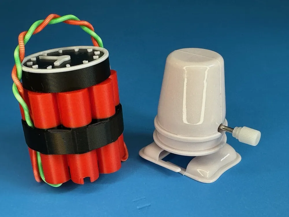 Wind-up Toy Walking Time Bomb by DWdesigns MakerWorld: Download Free 3D ...