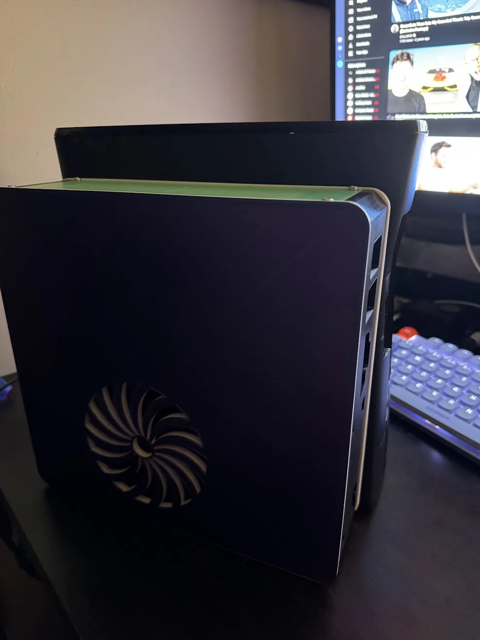 3D60S - Modular, 3D Printed Xbox 360 Slim Shell by electrotoxinarts ...