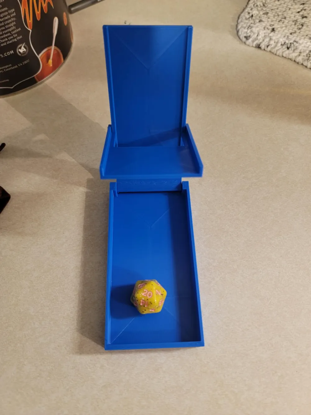 Foldable Simple Dice Roller by Lord Tlaloc MakerWorld: Download Free 3D ...