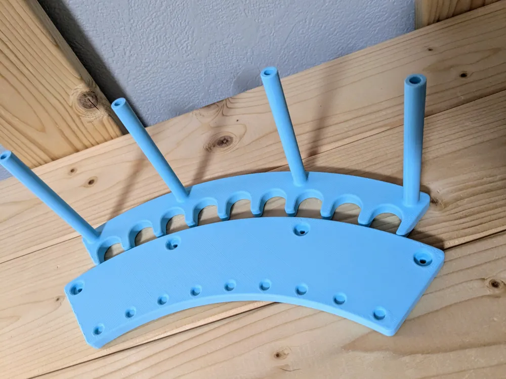 Vertical pen stand with inward curve by STER - MakerWorld