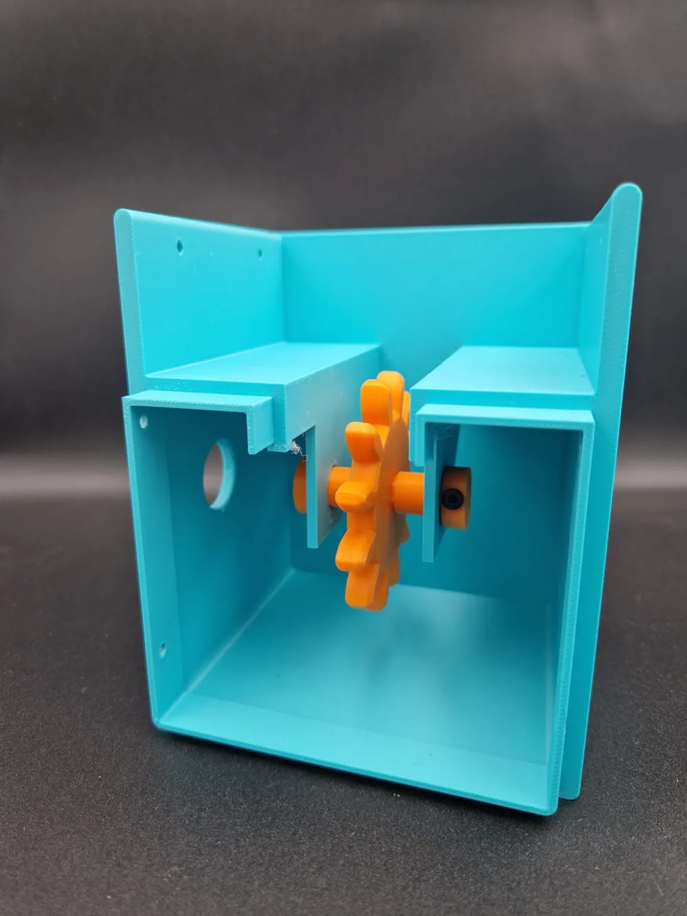 Modular Candy Bar Dispenser by Martin MakerWorld: Download Free 3D Models