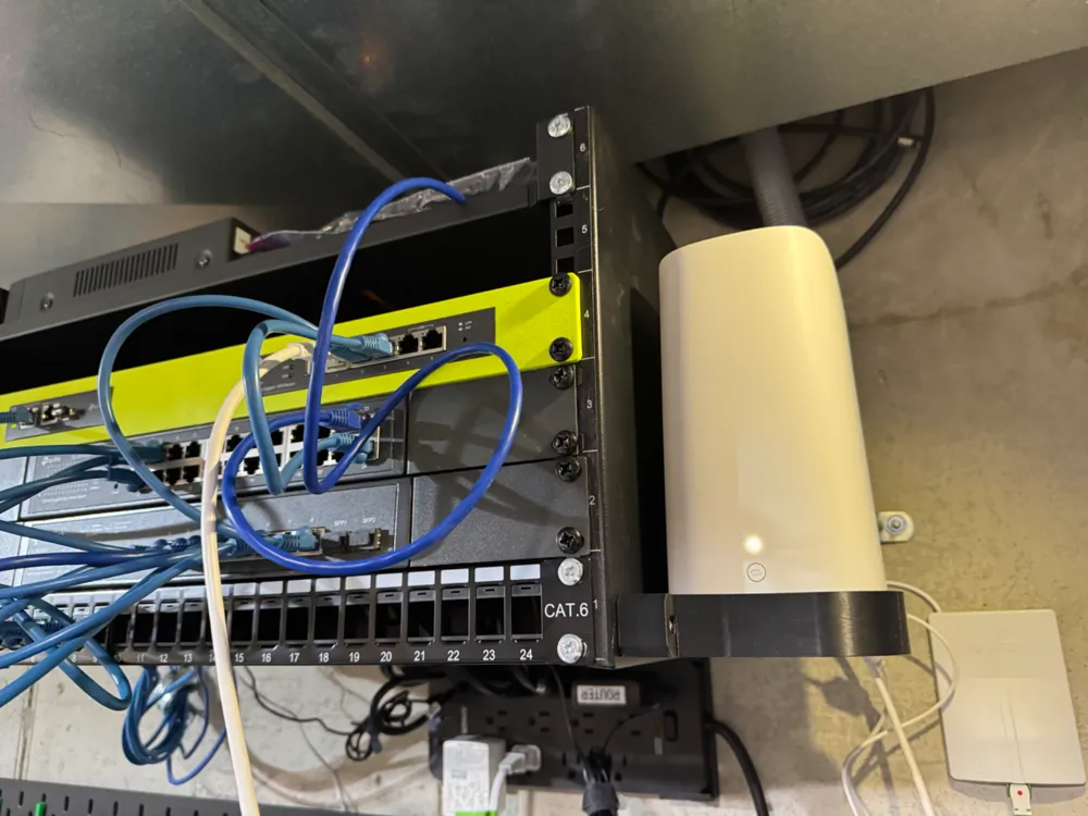 ATT BGW-320 Shelf Fiber Modem Rack Mount by Claimed4all MakerWorld ...