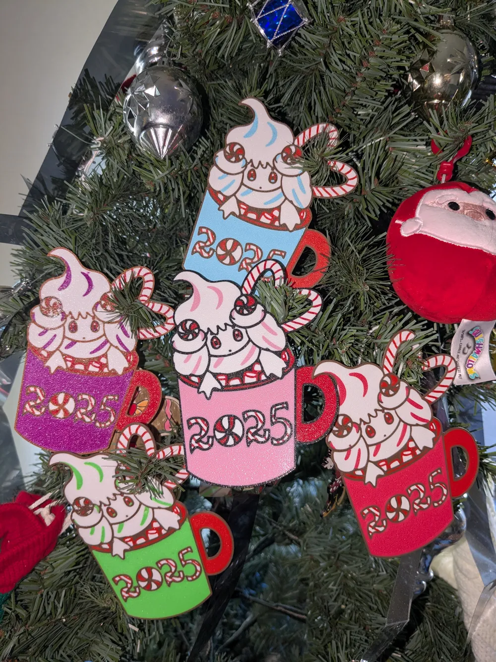2025 holiday ornament alcremie pokemon hot cocoa by Kat Dicker MakerWorld: Download Free 3D Models