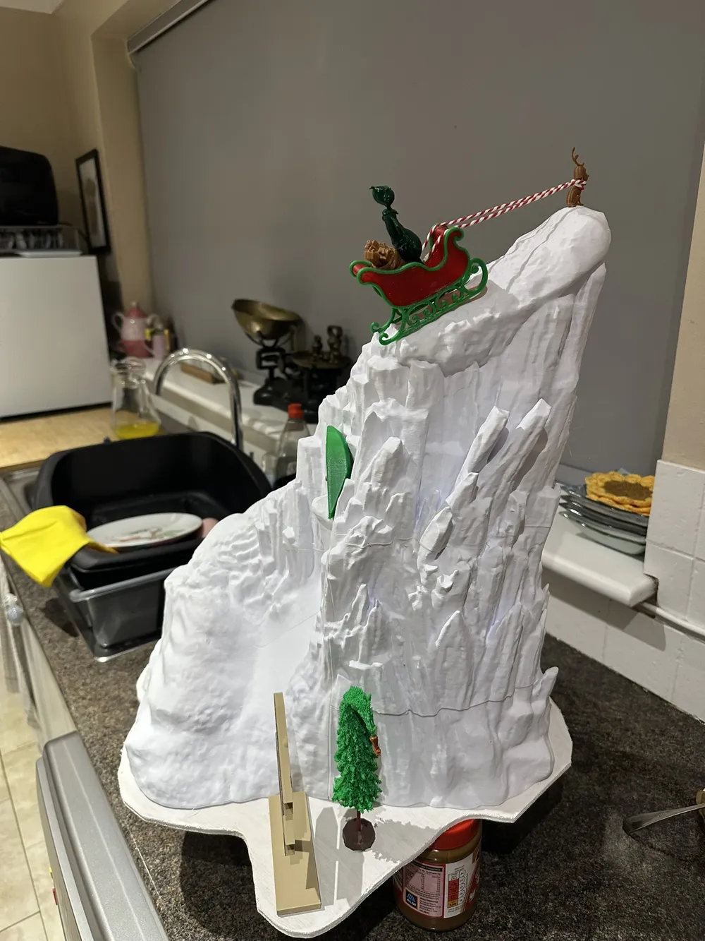 Mount Crumpit, Mt Crumpit, The Grinch - Free 3D Print Model - MakerWorld