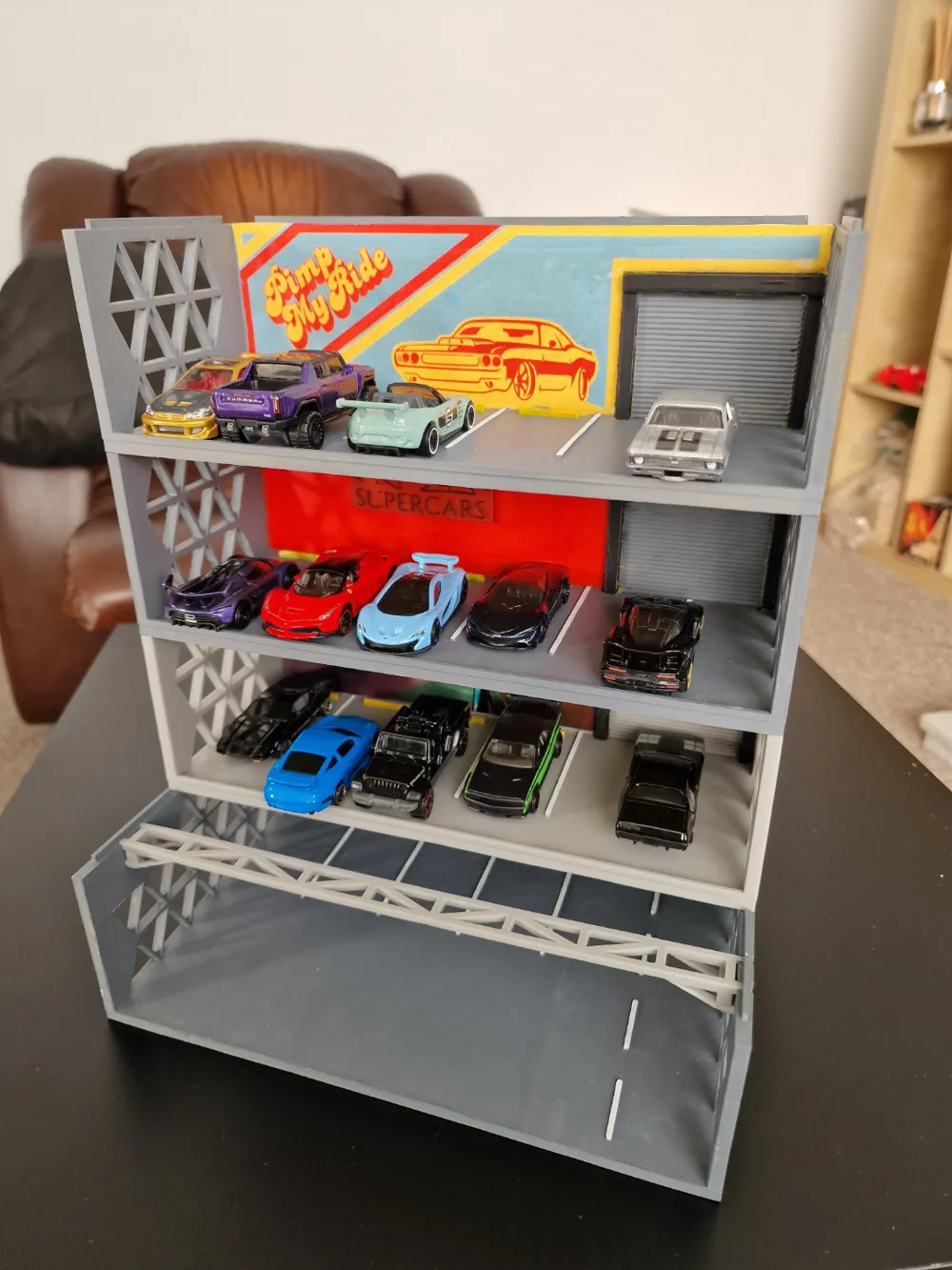 Stackable Garage With Gate - Custom Logos by aneglo - MakerWorld