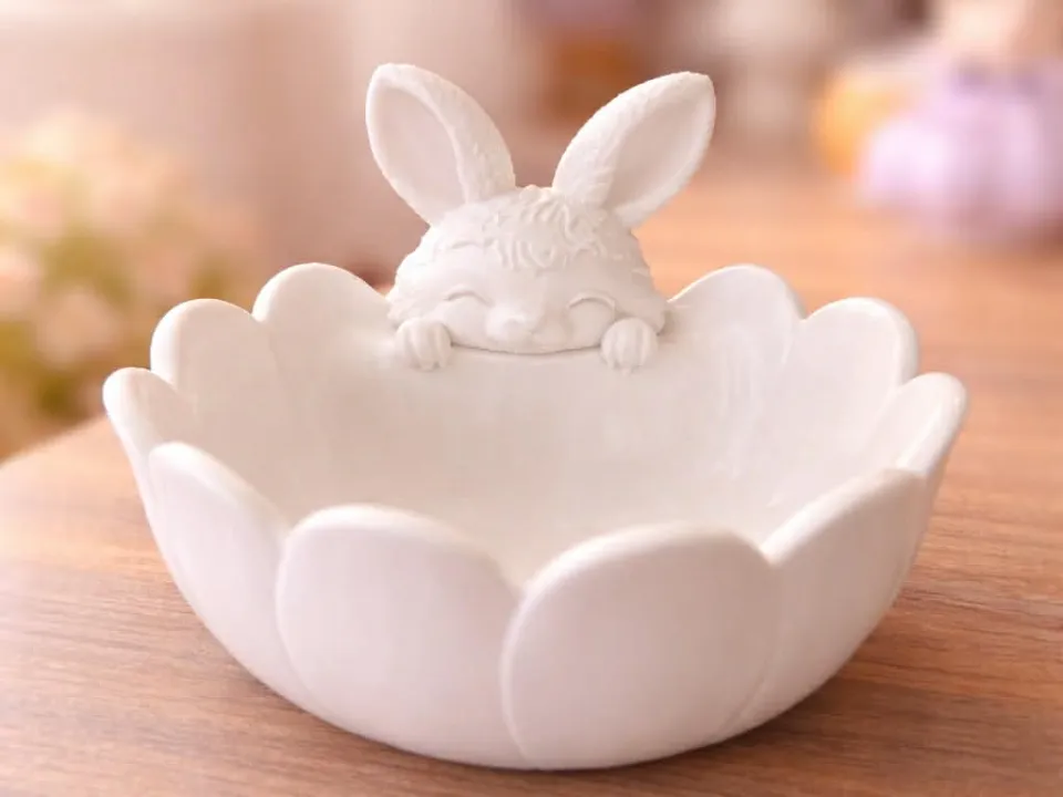 Easter Bowl Flower with bunny - Free 3D Print Model - MakerWorld