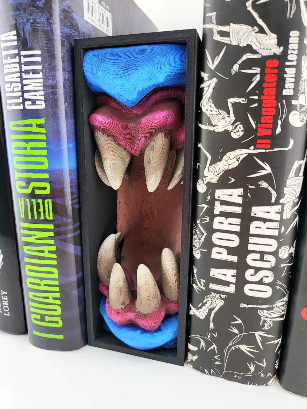Alien mouth book nook by Mad power - MakerWorld