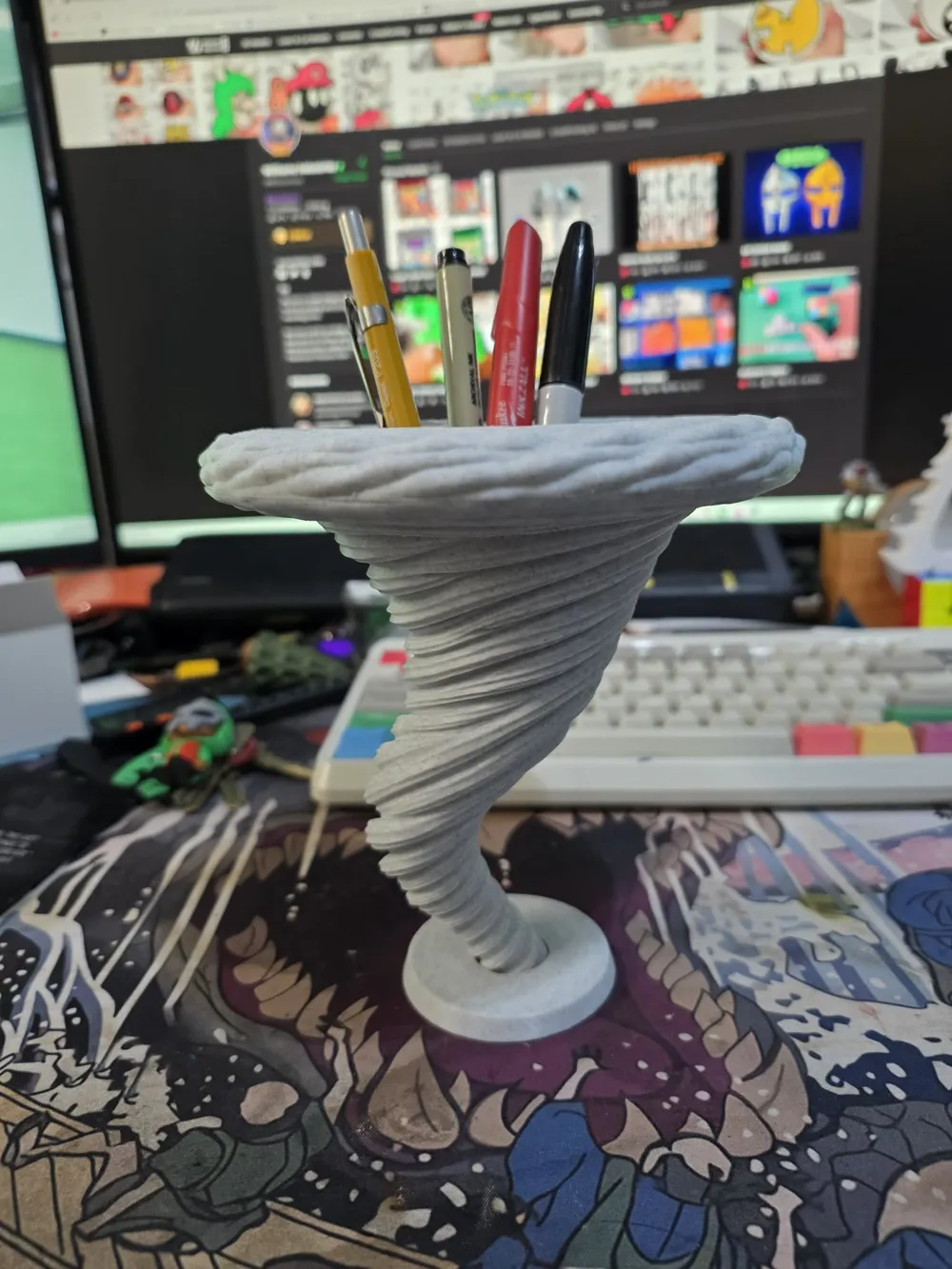 Tornado Display/Pen Holder - Free 3D Print Model - MakerWorld