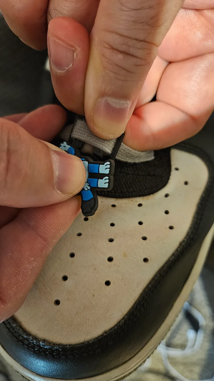 Jibbit to laces adapter. The Jibbitlacer! by bullet_bill - MakerWorld