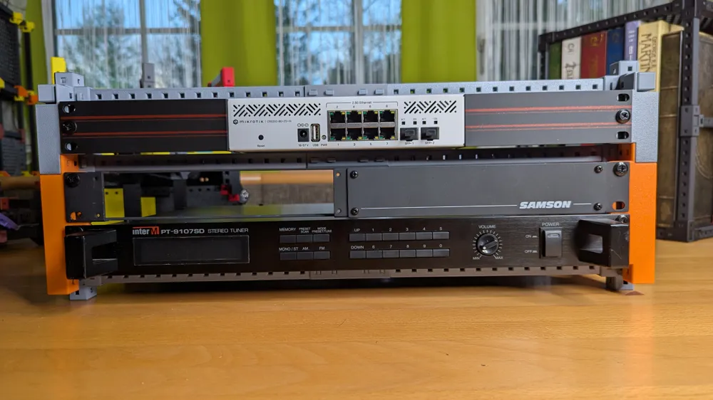 Modulär 19" serverrack - Gratis 3D utskrifts modell - MakerWorld