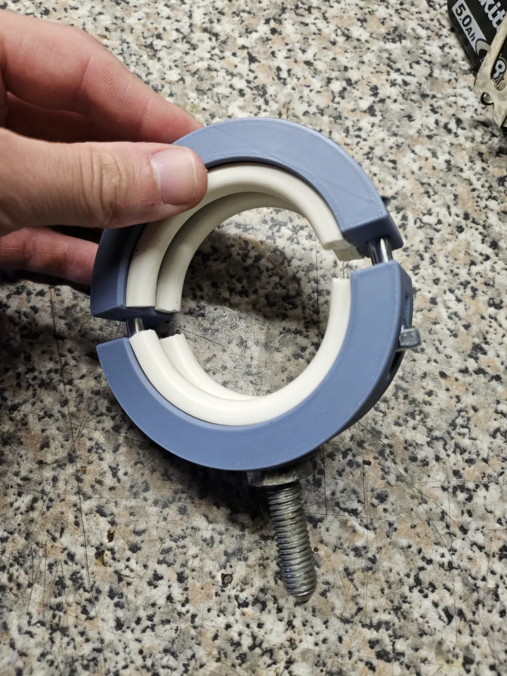 Spray can paint shaker cordless screwdriver by b_m.21 MakerWorld ...