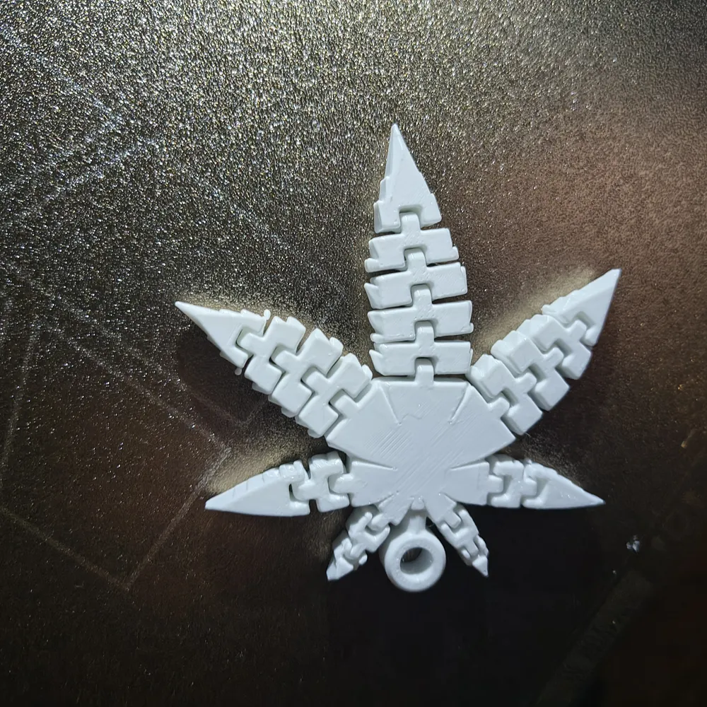 Leaf keychain - Free 3D Print Model - MakerWorld