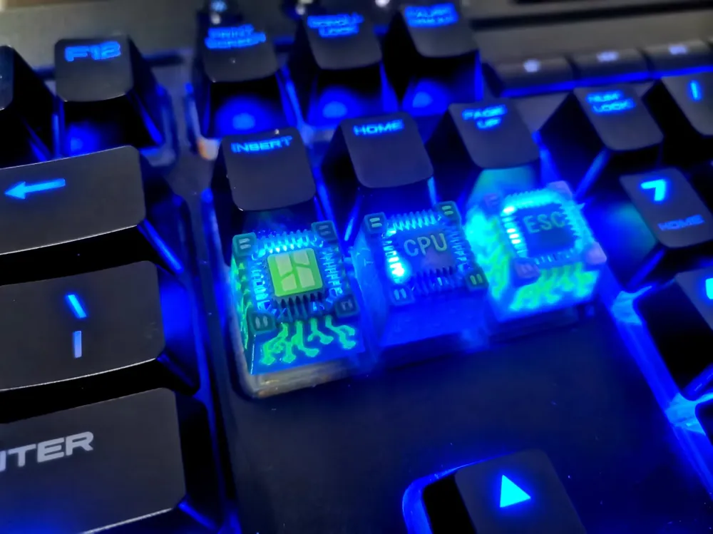Shift and Esc keycap (RTX4090/CPU/Bambu) by Big Plate Chicken ...