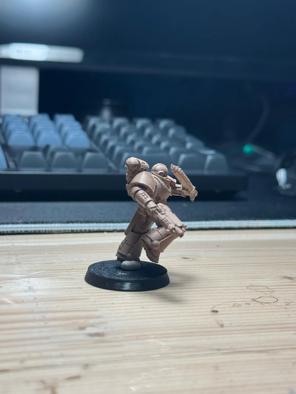 Assault Space Marine wChainsword 2 Warhammer 40k by Gallerus - MakerWorld