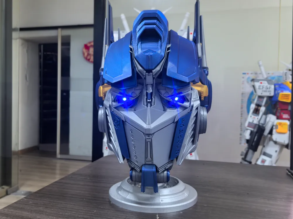 Optimus Prime Head Sculpture - Free 3D Print Model - MakerWorld