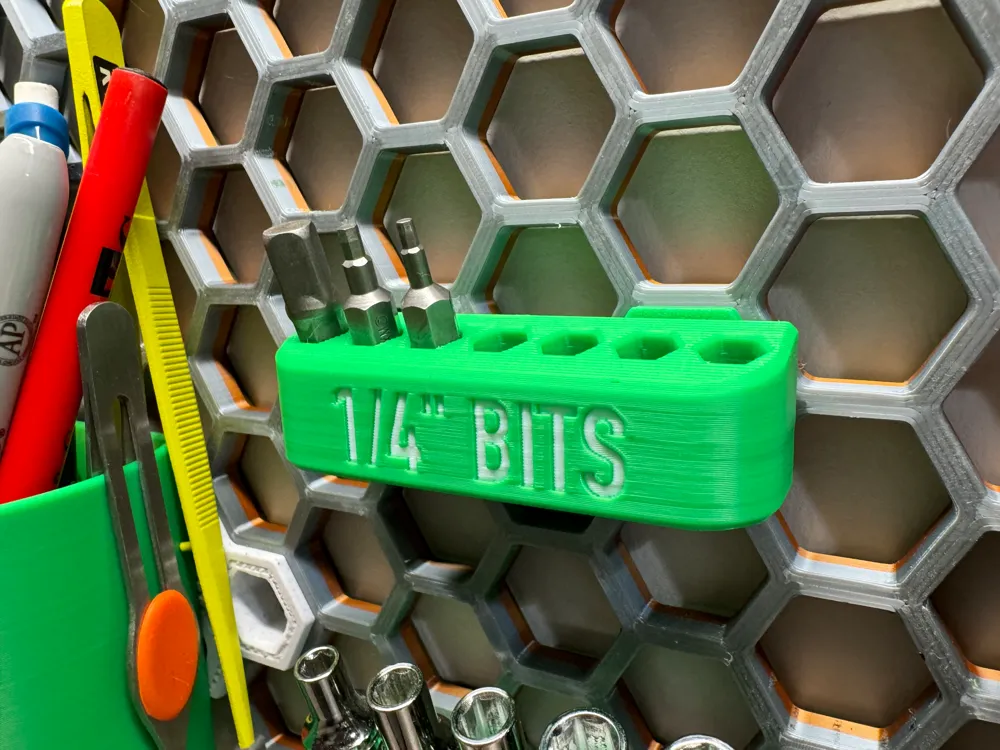 HSW 1/4" Bit Holder Honeycomb Storage Wall by Whimsii3D - MakerWorld