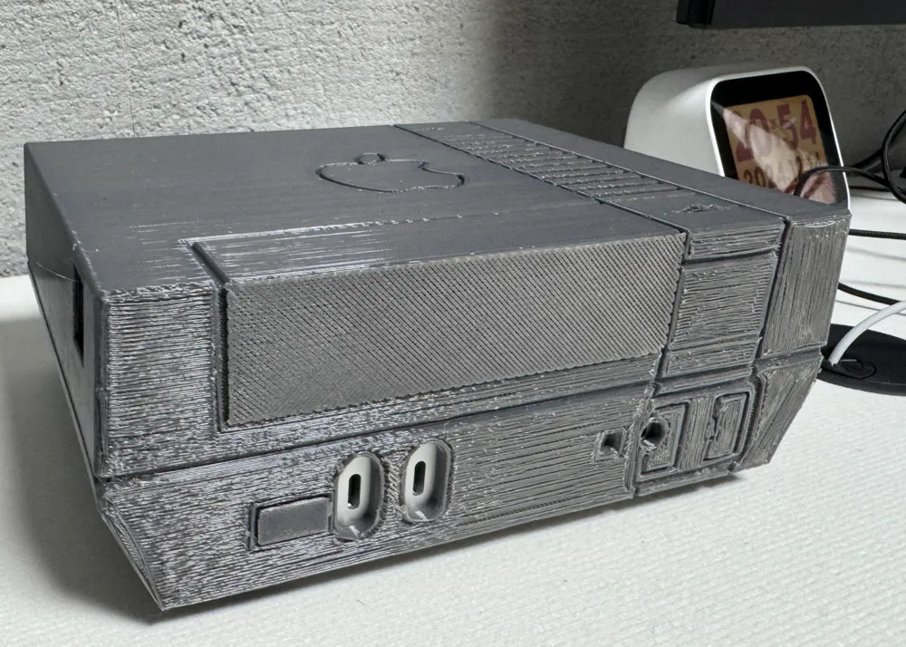 Mac mini M4 case, Famicom-style case with hard drive bay and USB ...