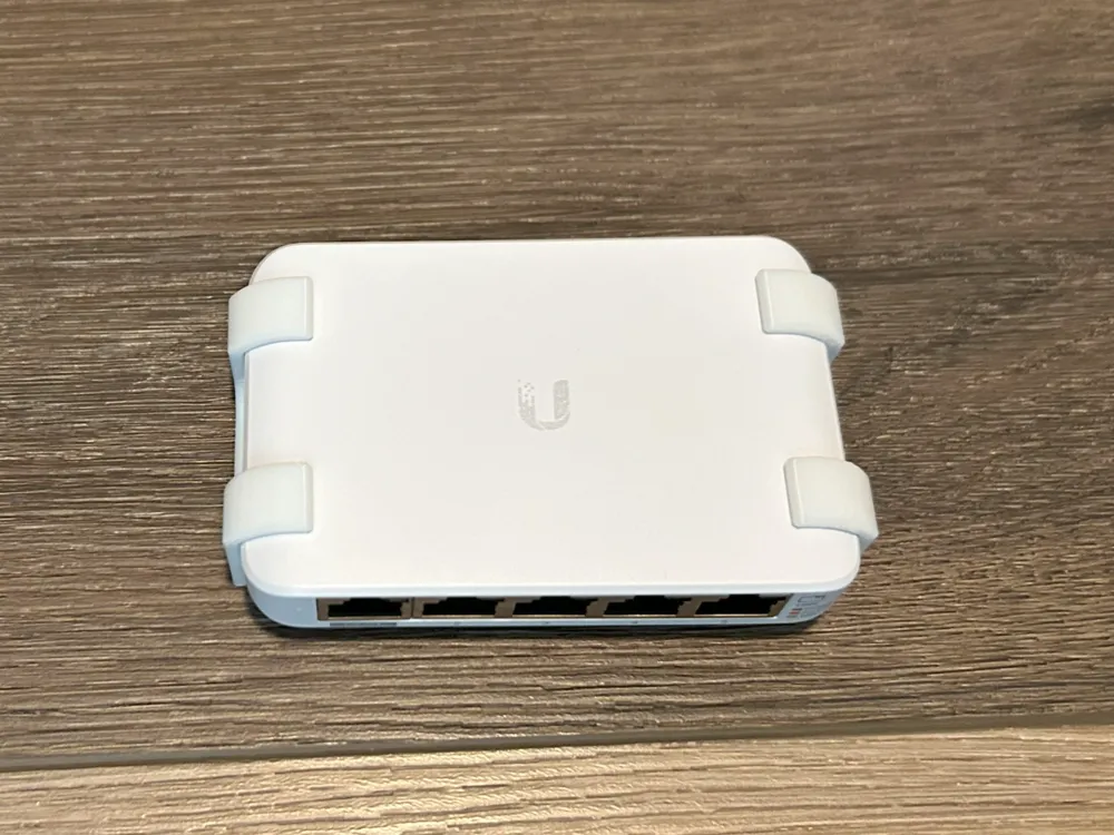 Ubiquiti Unifi Flex Mini Wall Mount USW-Flex-Mini by mr_ray MakerWorld ...