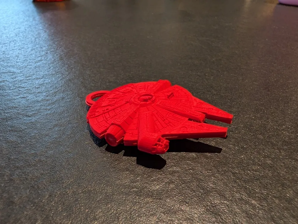 Star Wars Millennium Falcon Keychain Remixed by huudl - MakerWorld