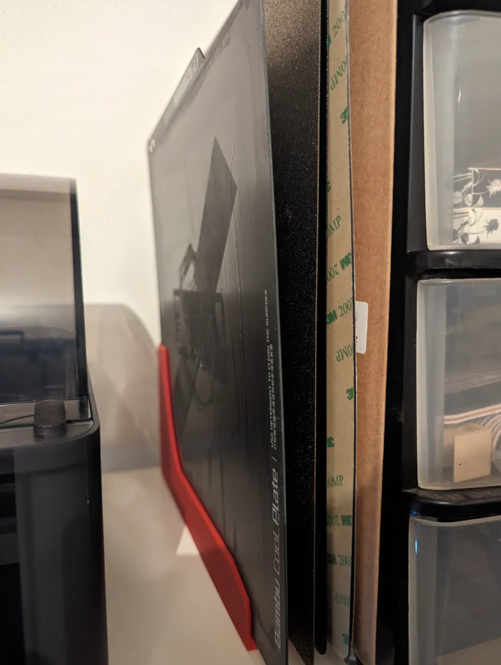 Printer build plates holder / organizer by FRZ3D prints - MakerWorld