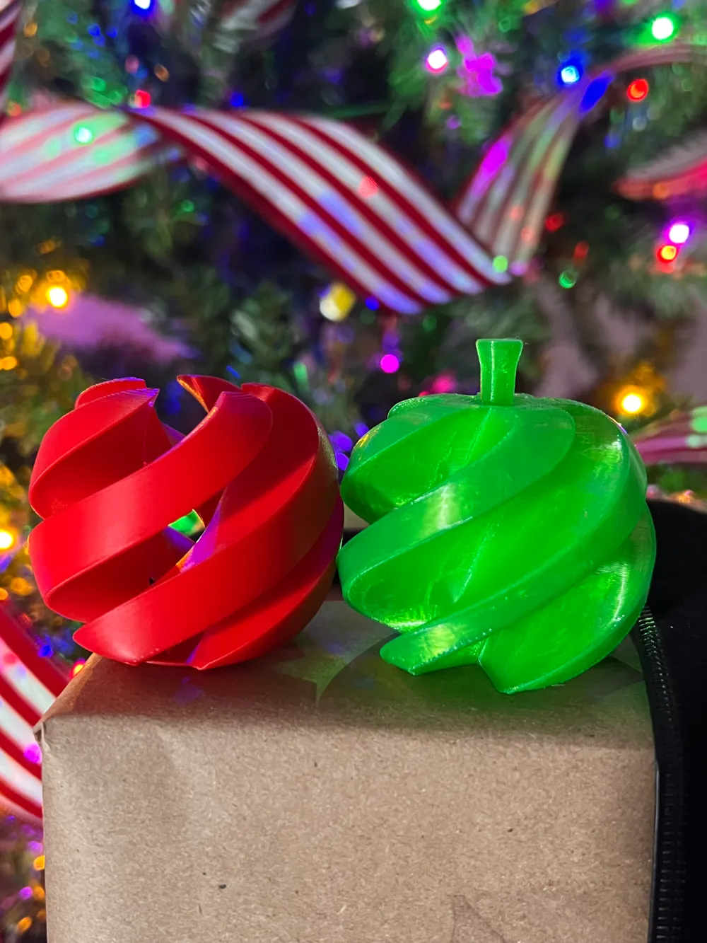 Apple Fidget - Christmas Decoration by Kavane - MakerWorld