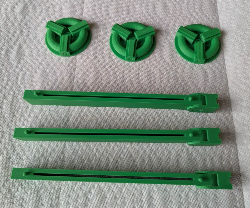 Fletching Jig w/ L, R, Straight hubs snap assembly - Free 3D Print ...
