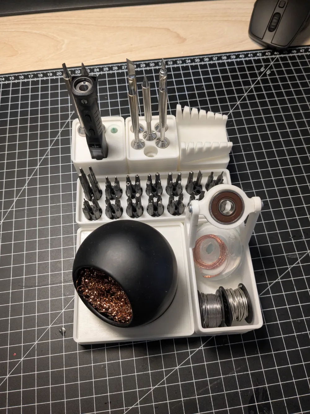 Soldering station/ work station for Gridfinity - Free 3D Print Model ...