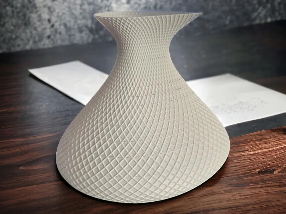 Modern design vase by CasalingoDisperato🏠🕷️ - MakerWorld