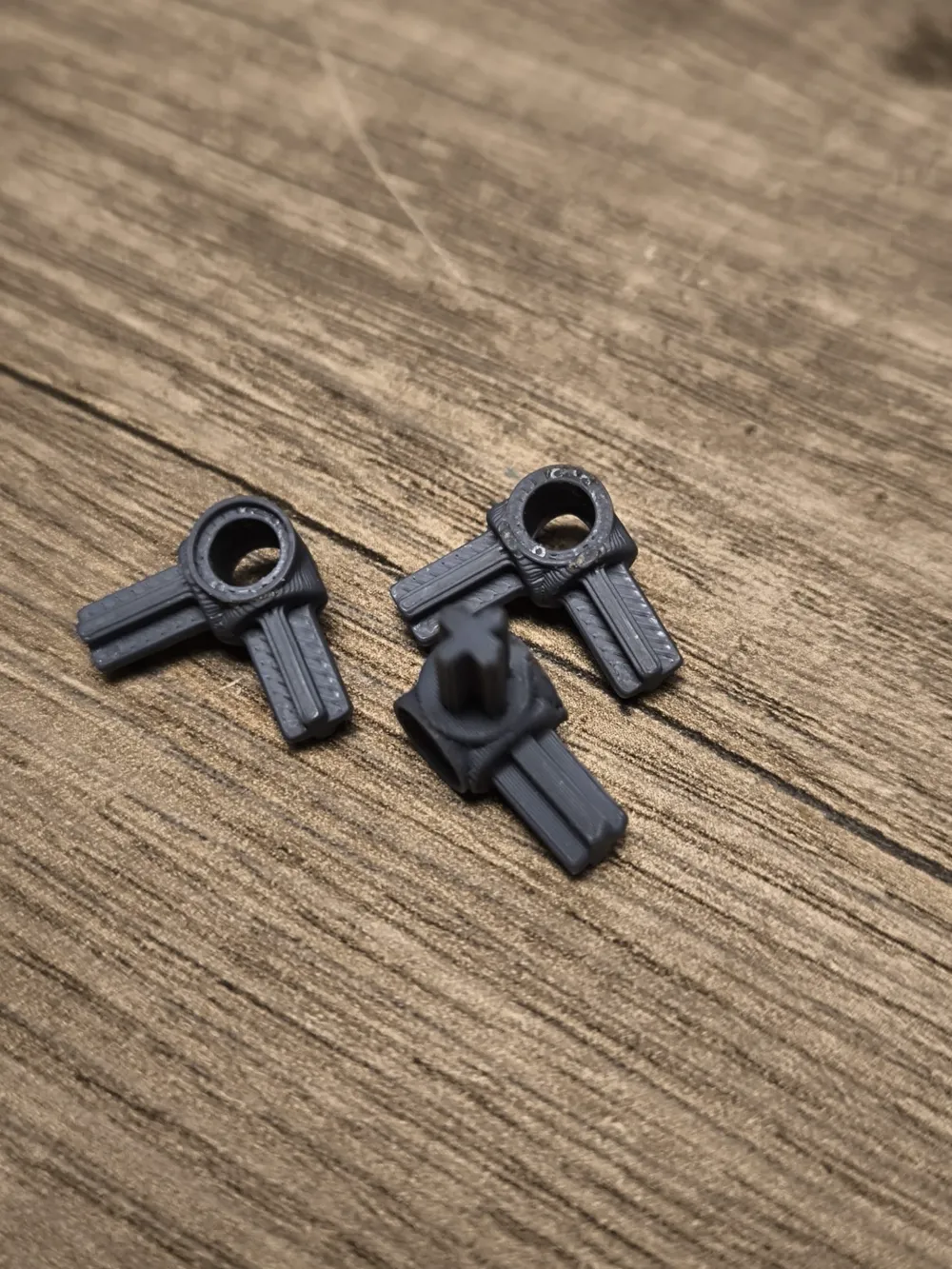 Technic Axle/Pin Hub with 2 Perpendicular Axles by Tim Gromeyer ...