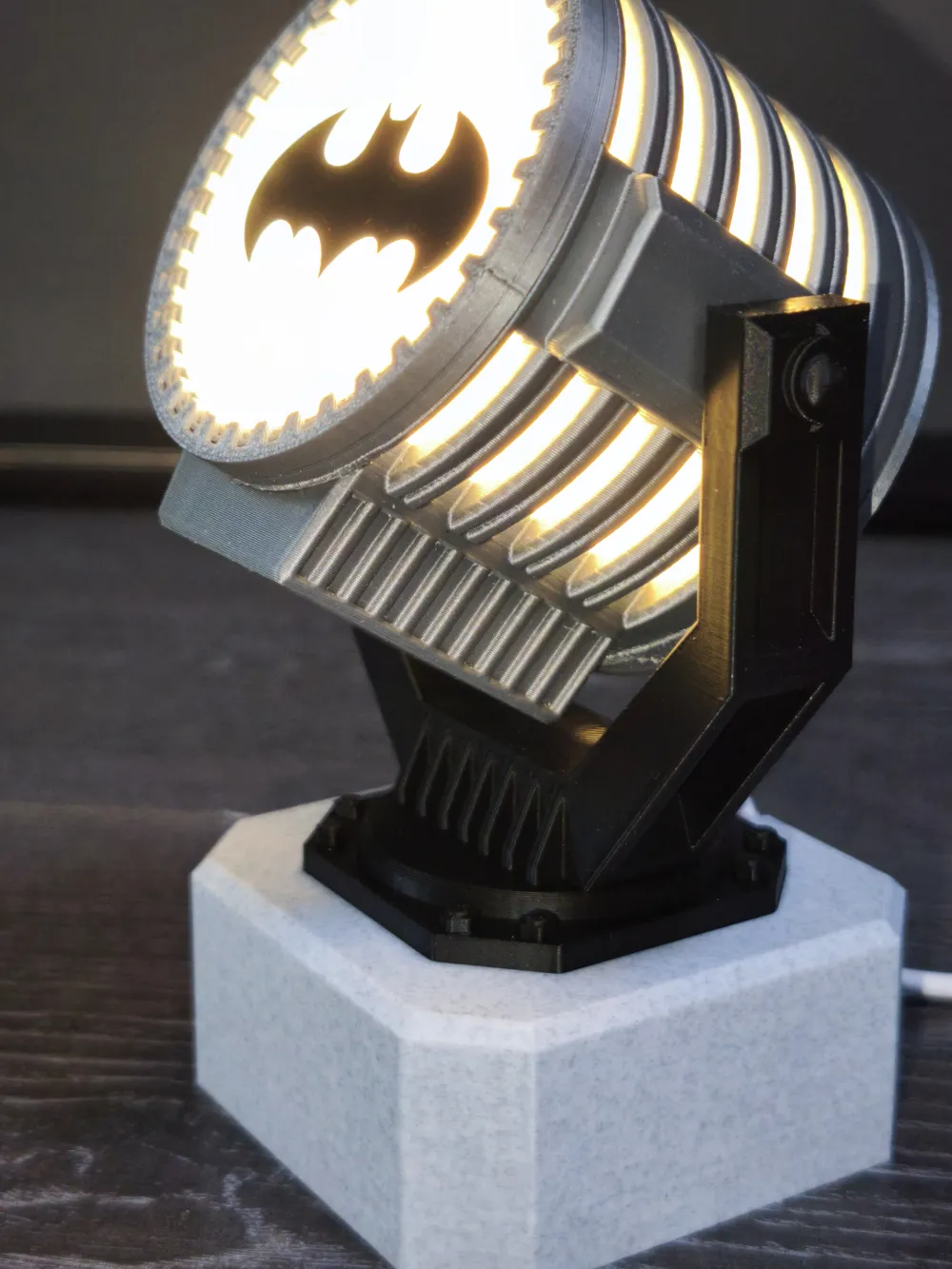 Super BATMAN LED Spotlight - Free 3D Print Model - MakerWorld