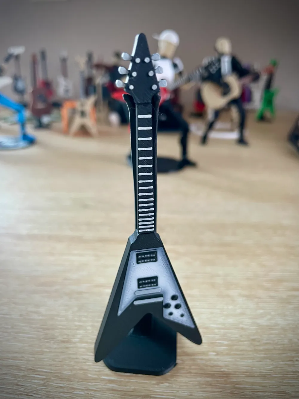 Dummy 13 Gibson Flying V by KalioMax - MakerWorld