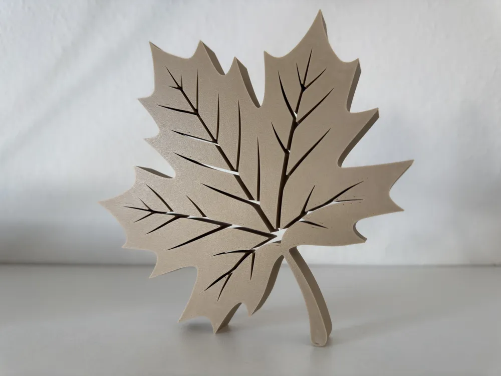 Autumn Maple Leaf - Free 3D Print Model - MakerWorld