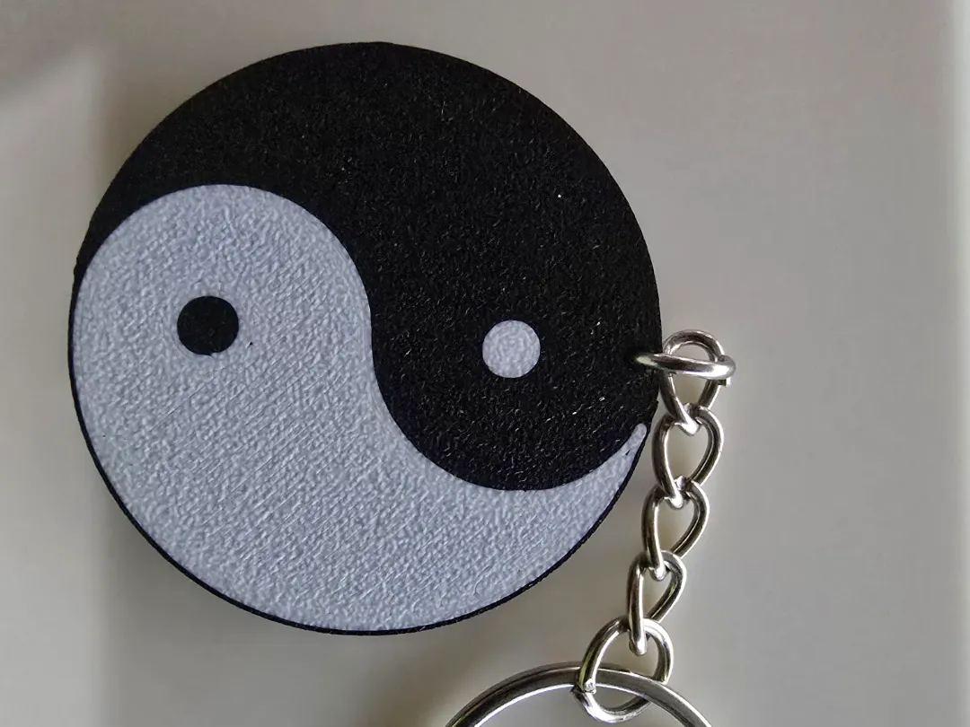 Ying yang keychain - Free 3D Print Model - MakerWorld