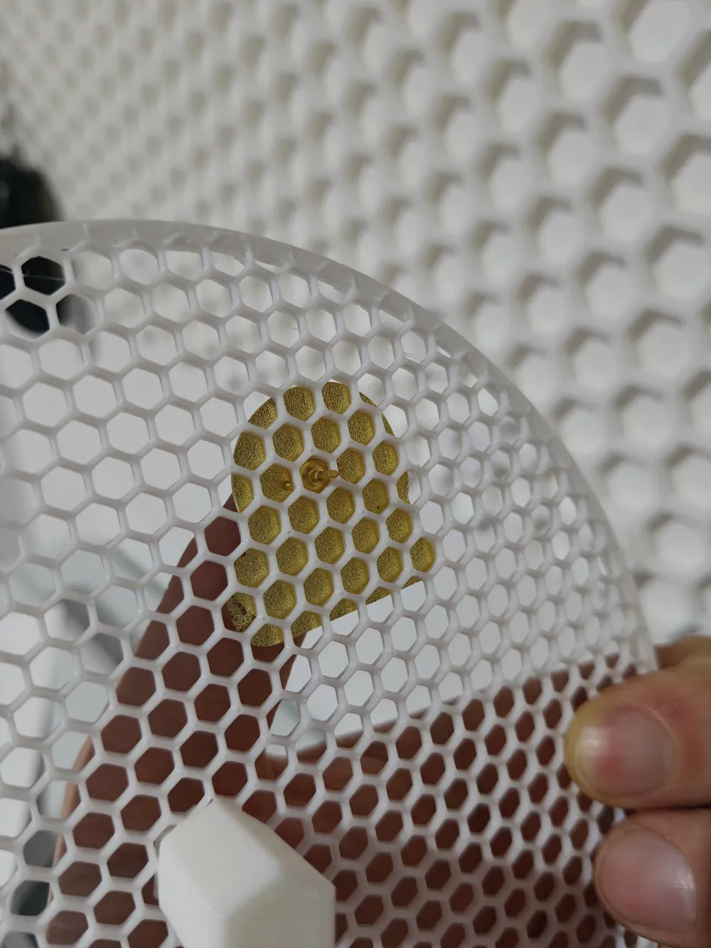 Circular Pin Board Holder for HSW (Honeycomb Wall) by JensCraft3D ...