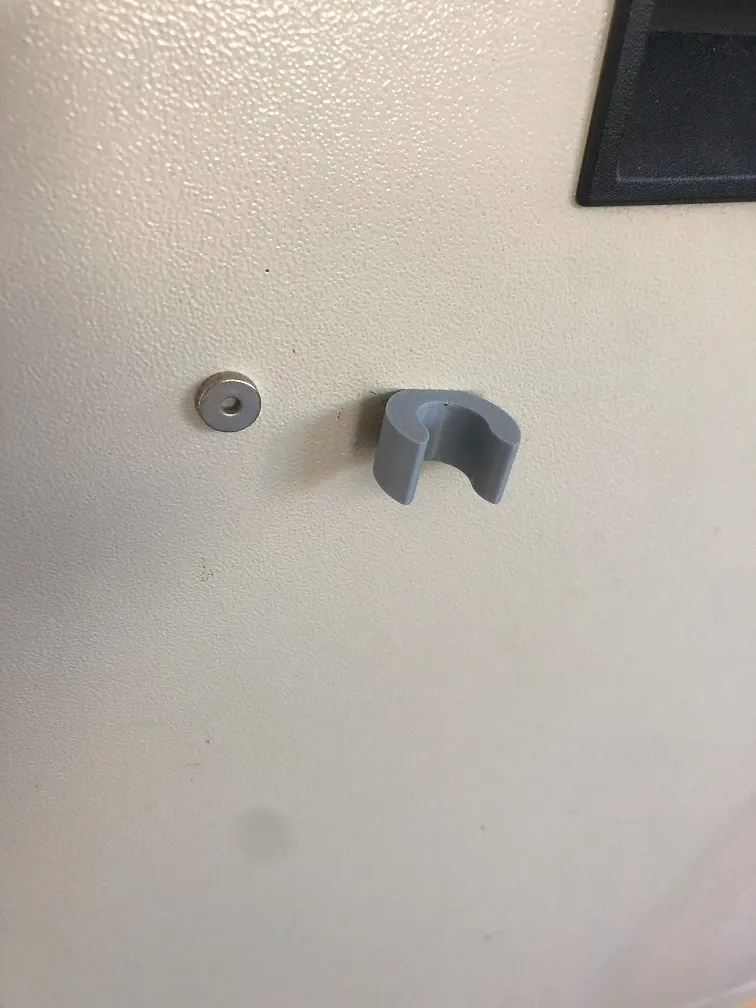 Magnetic Sharpie Holder Remixed by justinpmorrow - MakerWorld