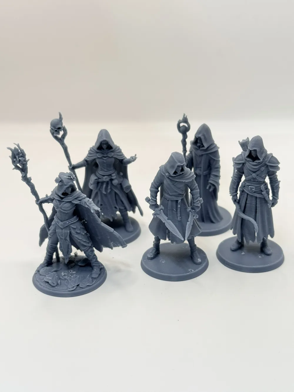 "DND Hooded Heroes – 5 Miniatures 1/32" - Free 3D Print Model - MakerWorld