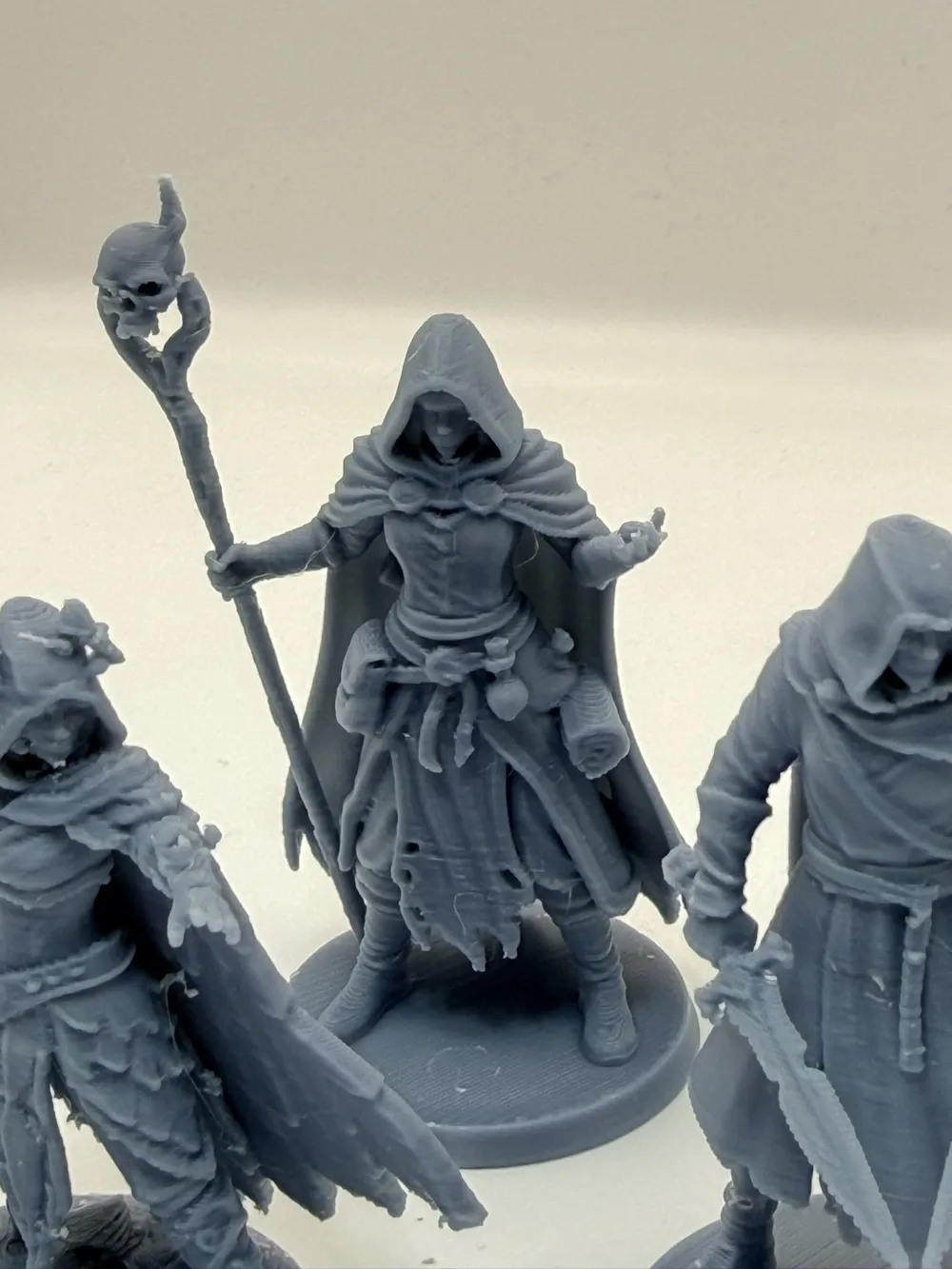 "DND Hooded Heroes – 5 Miniatures 1/32" - Free 3D Print Model - MakerWorld