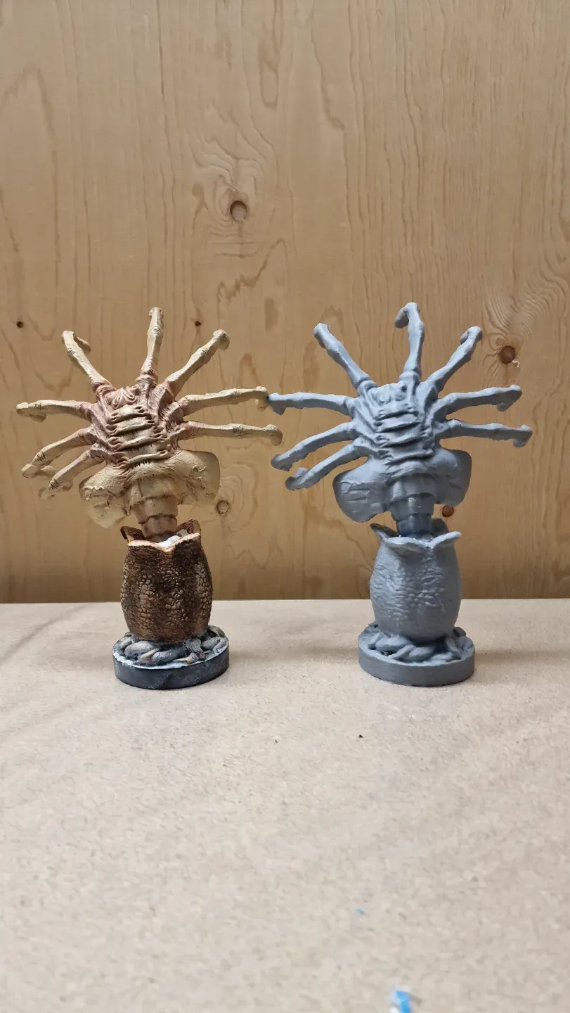 Facehugger with Egg - Split Print - Free 3D Print Model - MakerWorld