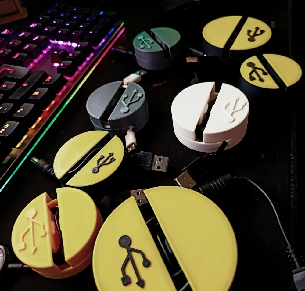 Portable Cable Winder - print in place by jonathan1987 - MakerWorld