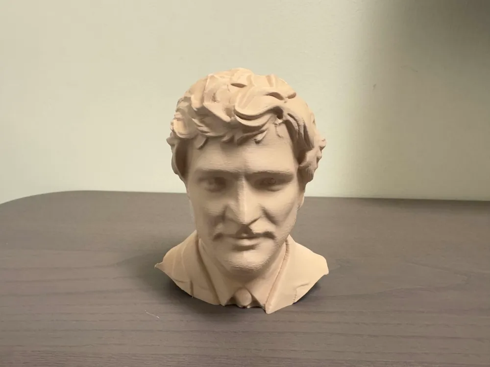 Pedro Pascal by Pooh MakerWorld: Download Free 3D Models